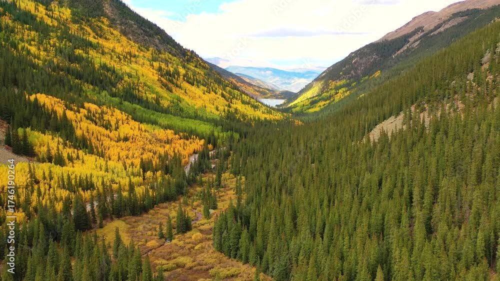 The North Cascades of Washington reveal steep valleys filled with color ...